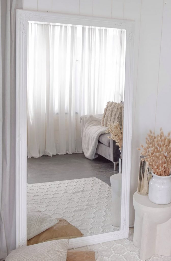 VIENNA - White Ornate Mirror - Wedding & Prop Hire, Bridal Room